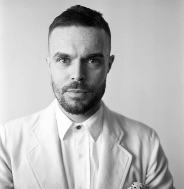 Oliver Jeffers Talks Fatherhood, New Book, I'm Very Busy & More